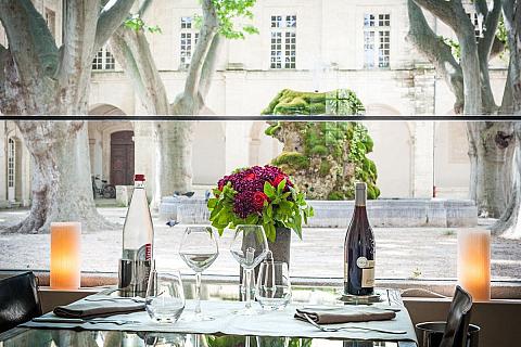 The Grand Hotel Avignon - Official Site guaranteed best rates - 4 star ...